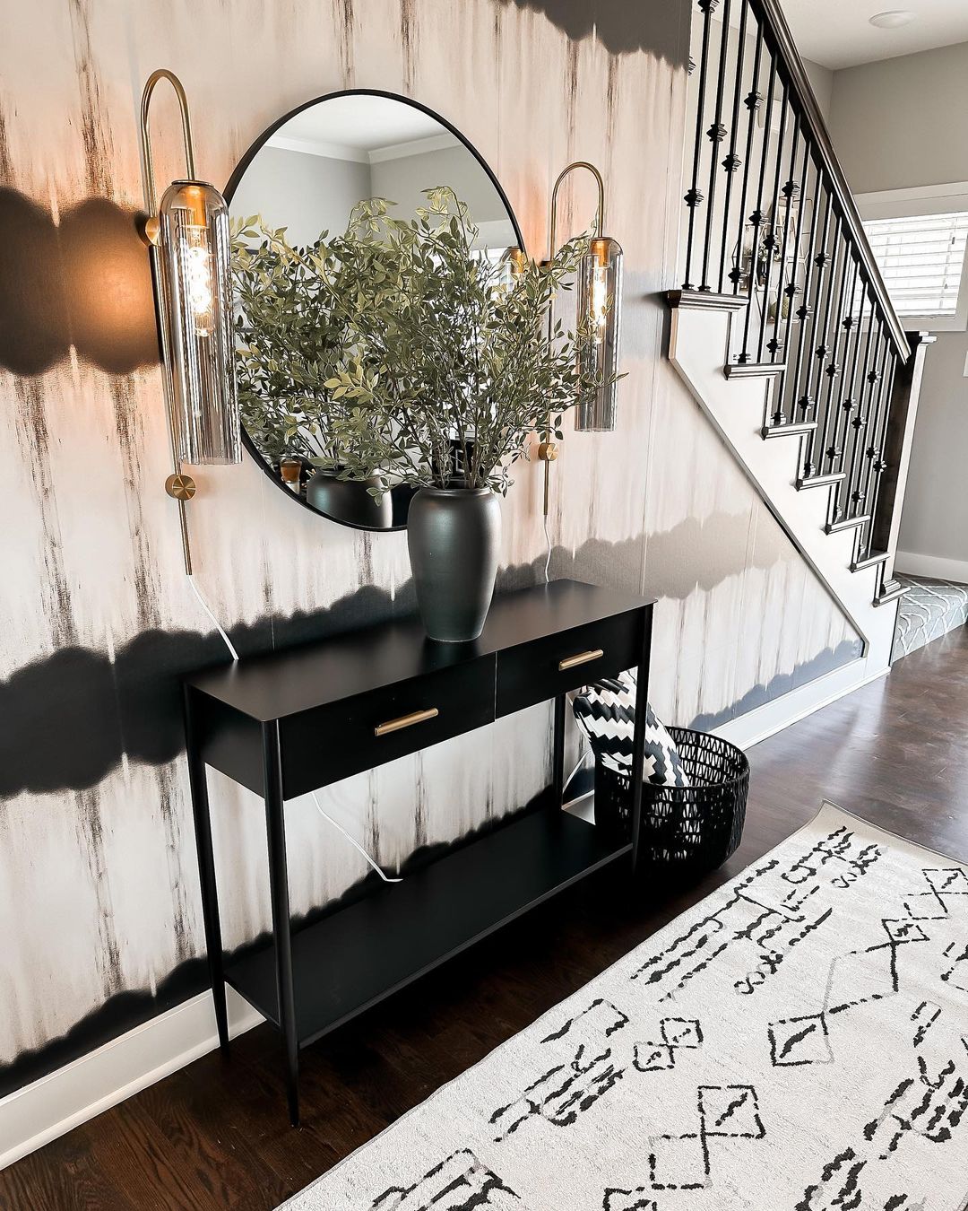 Entryway Decor With Windows